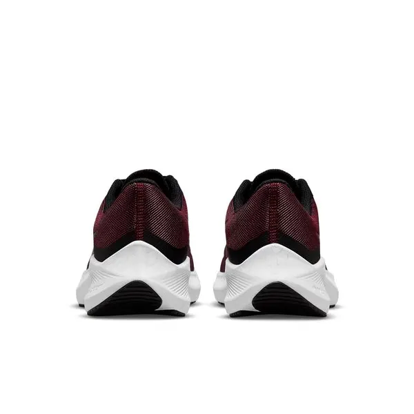 Nike Zoom Winflo 8 Athletic Sneakers - Wine Red