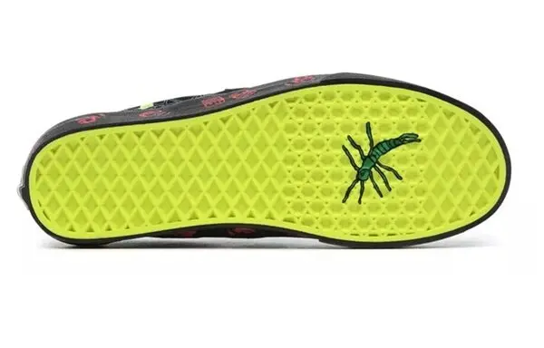 VANS The Nightmare Before Christmas X Classic Slip-on 'oogie Boogie' Sneakers - Black
