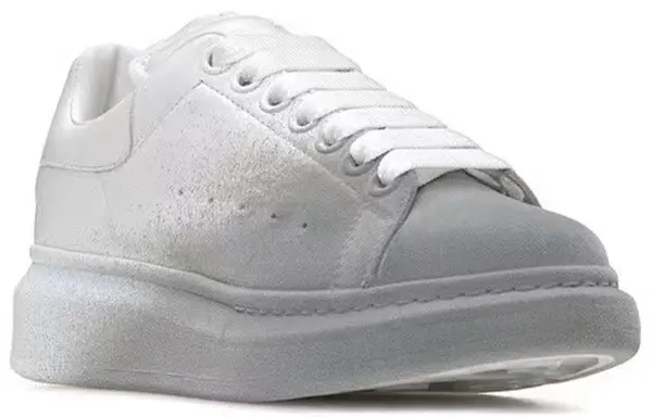 Alexander McQueen Oversized Sneaker - White/grey