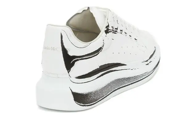 Alexander McQueen Oversized Sneaker - White/black