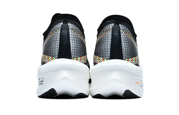 361 DEGREES X Qu!k Foam Flying Flame Pb Running Shoes - Black/white
