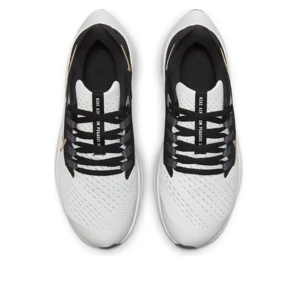 Nike Zoom Pegasus 38 "photon Dust Metallic Gold Coin" Sneakers