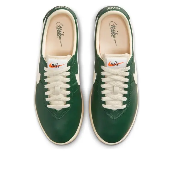 Nike Astro Grabber Sneakers