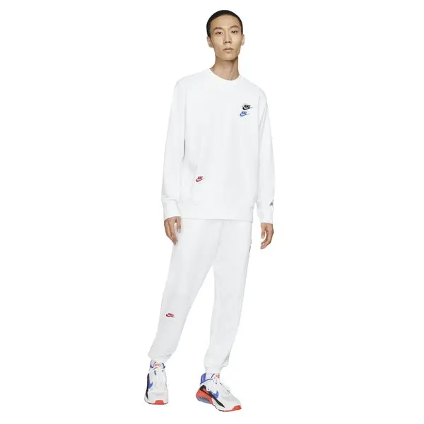 Nike Embroidered Logo Pullover - Black