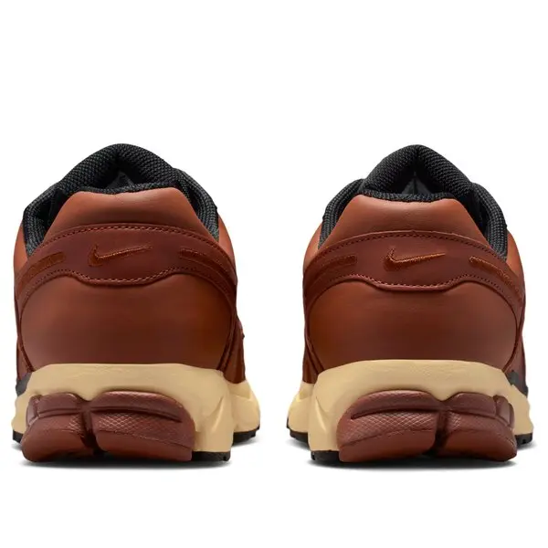 Nike Zoom Vomero Sneakers - Dark Brown/sail