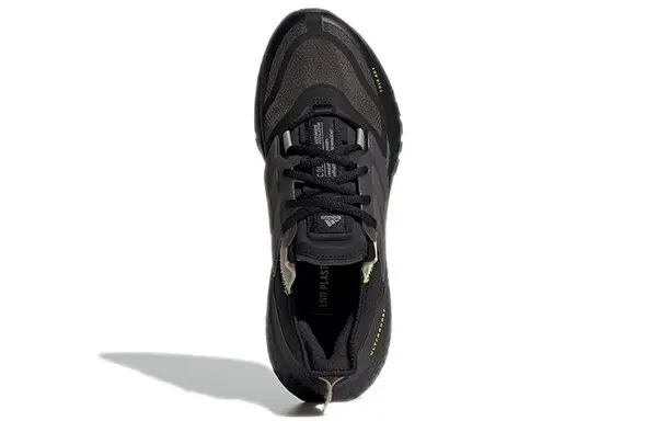 Adidas Ultraboost 22 Cold.rdy Sneakers - Black