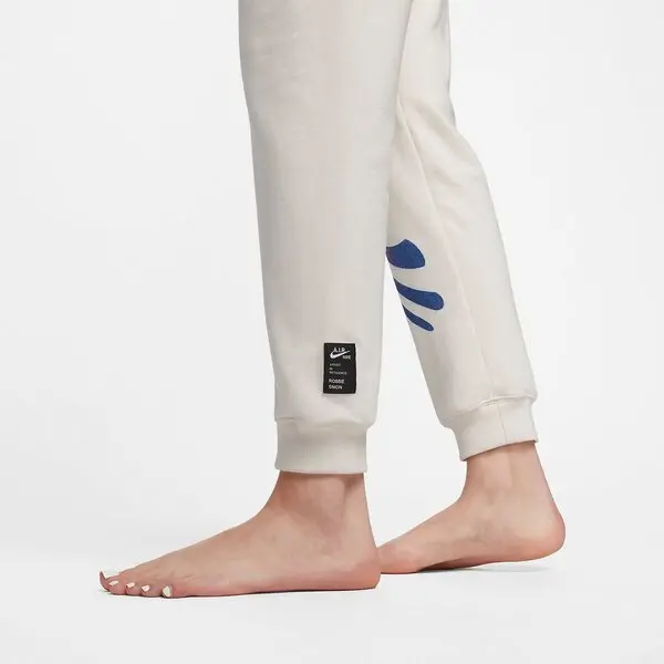 Nike Yoga Luxe A.i.r. 7/8 High-rise Sweatpants
