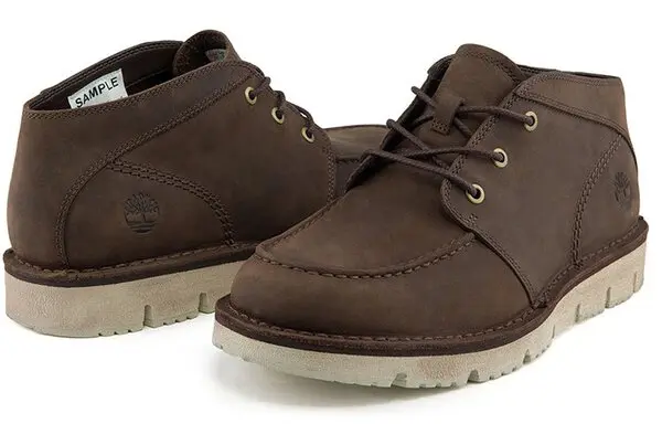 Timberland Westmore Moc-toe Chukka Boots - Brown/white