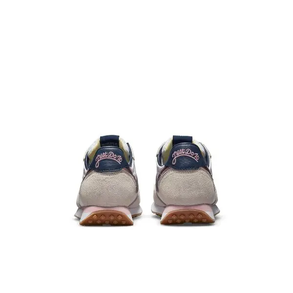 Nike Waffle Trainer 2 Se 'letterman's Jacket' Sneakers - /blue/pink
