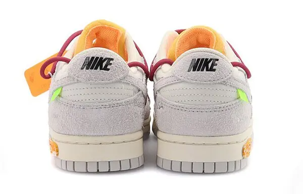 Nike X Off-white Dunk Low "lot 35 Of 50 - Gray/white