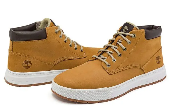 Timberland Maple Grove Wide Fit Leather Chukka Boots