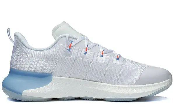 LI-NING No Boundaries 4 Sneakers