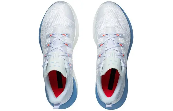 LI-NING No Boundaries 4 Sneakers