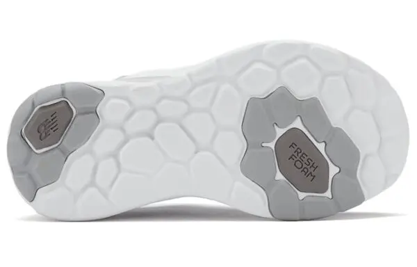 NEW BALANCE Fresh Foam Roav V2 Light Aluminium Sneakers - Light Grey