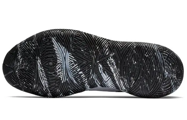 Nike Kyrie 5 Basketball Sneakers - White/black