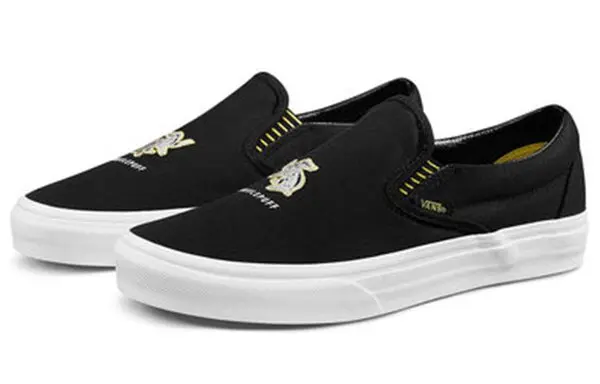 VANS Harry Potter X Classic Slip-on "hufflepuff" Sneakers - Black