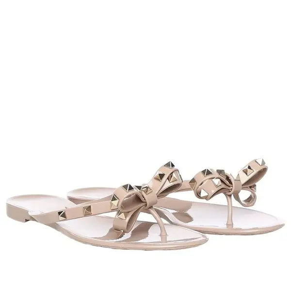 Valentino Garavani Rockstud Thong Sandals - Beige