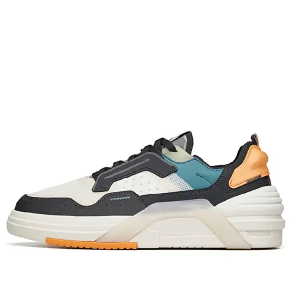 ANTA A-shock Pro Low Top Sneakers - White/black