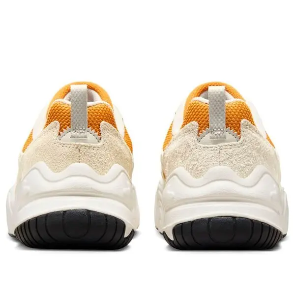 Nike Tech Hera Sneakers - Beige
