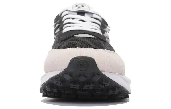 LI-NING Eternal V2 Low Top Sneakers