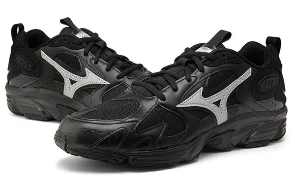 Mizuno Athletic Sneakers - Black/white