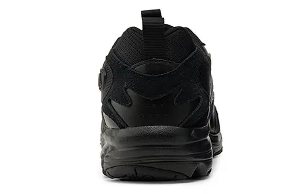 Mizuno Athletic Sneakers - Black/white