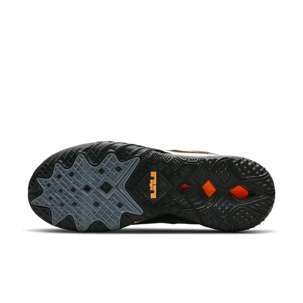 Nike Lebron 18 Low 'air Max 95 Greedy' Sneakers - Black/gray
