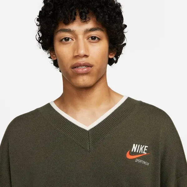 Nike V-neck Sweater
