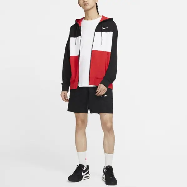 Nike Back Large Logo Sports