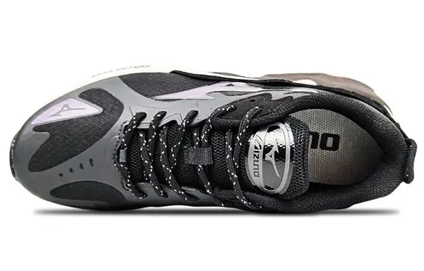 Mizuno Athletic Sneakers