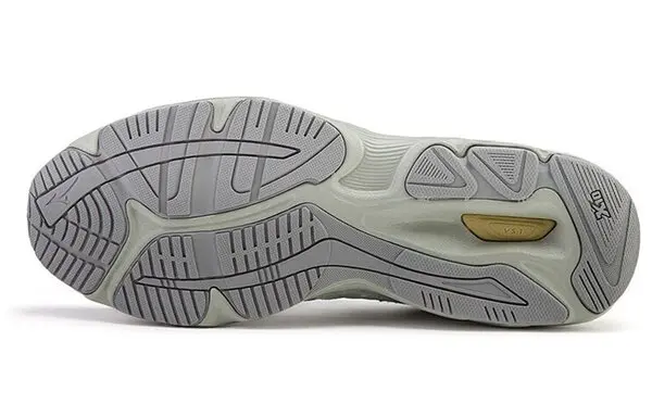Mizuno Lg 90s Athletic Sneakers - Grey