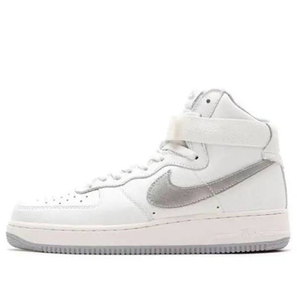 Nike Force 1 High Retro Qs Sneakers