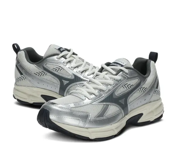 Mizuno Cyclone Speed 2k Sneakers - Grey/silver