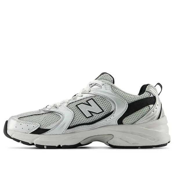 NEW BALANCE 530 Sneakers - Grey/silver/black