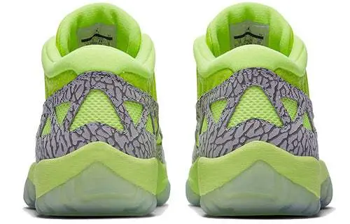 JORDAN Air 11 Retro Low Ie 'volt - Volt/cement Grey