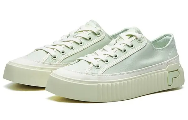 FILA Gear Sneakers