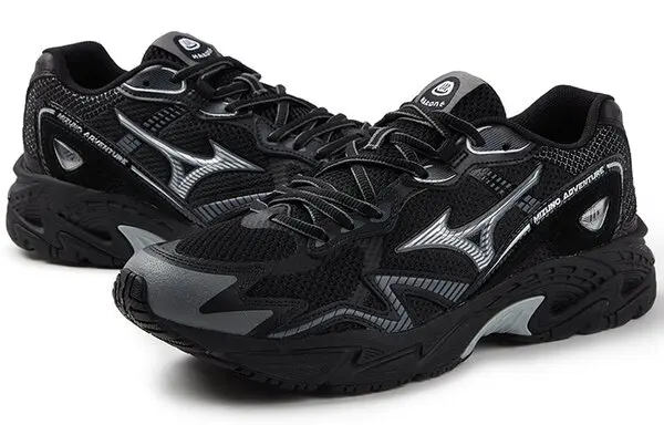 Mizuno Adventure Twe Low Top Sneakers