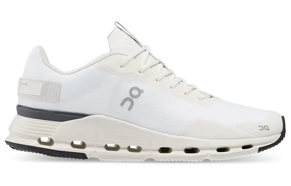 On Cloudnova Form Sneakers - White/eclipse