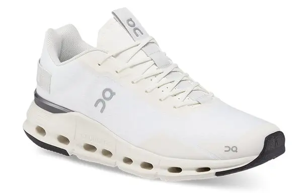 On Cloudnova Form Sneakers - White/eclipse