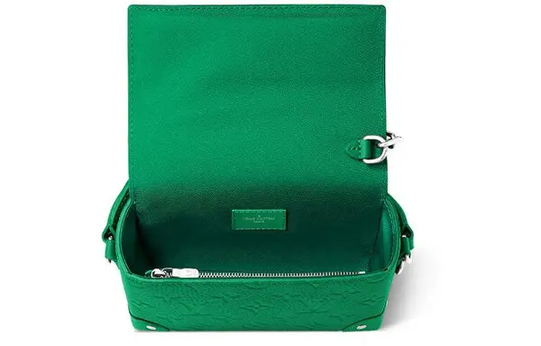 LOUIS VUITTON Steamer Wearable Wallet Monogram Taurillon Leather - Vert