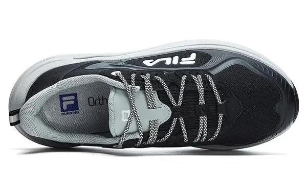 FILA Wolf Low Top Sneakers