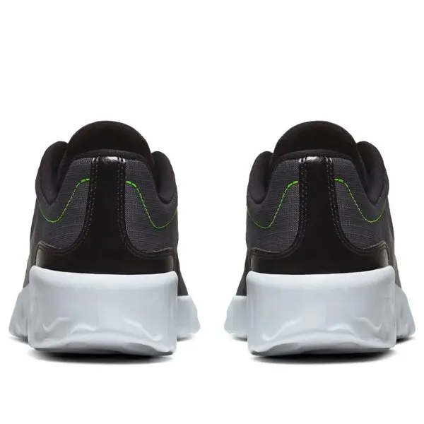 Nike Explore Strada Wntr Sneakers - Black/yellow