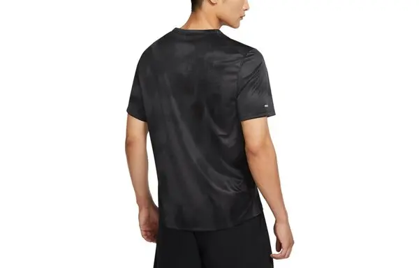 Nike Short Sleeve T-shirt