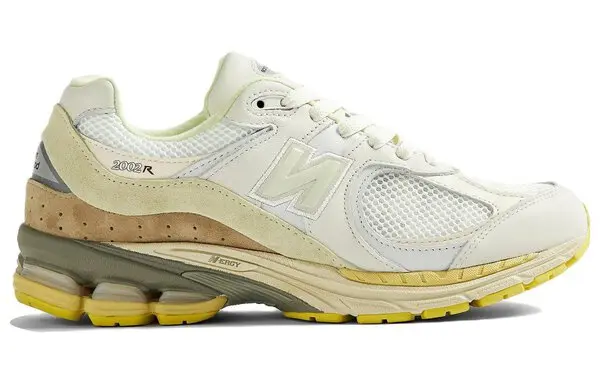 NEW BALANCE X Auralee 2002r Sneakers - Yellow