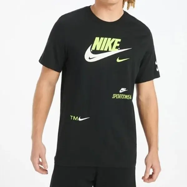 Nike Swoosh Round Neck Short Sleeve" T-shirt