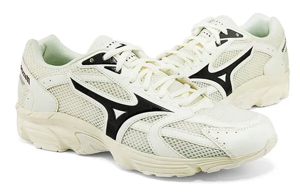 Mizuno Athletic Lace-up Sneakers - White