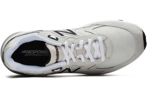 NEW BALANCE 880 Series Sneakers - Creamy