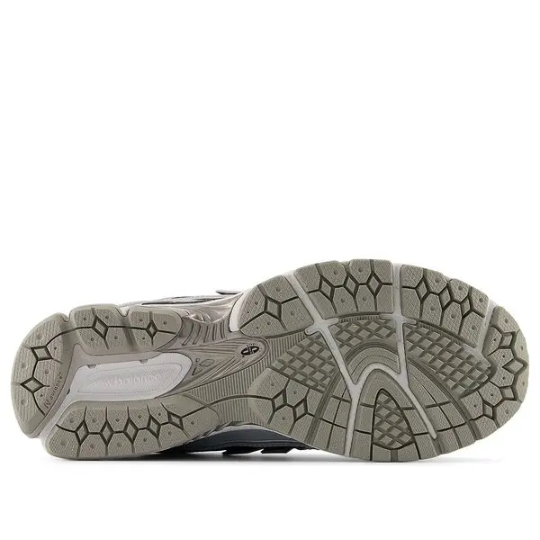 NEW BALANCE 1906r Sneakers - Grey/silver