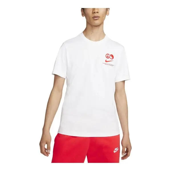Nike Graphic T-shirt