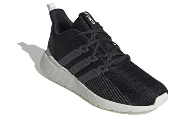 Adidas Questar Flow Sneakers